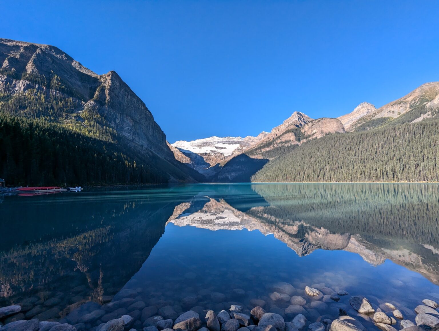 How to visit Lake Moraine in Banff National Park - Peach Skies and Warm ...